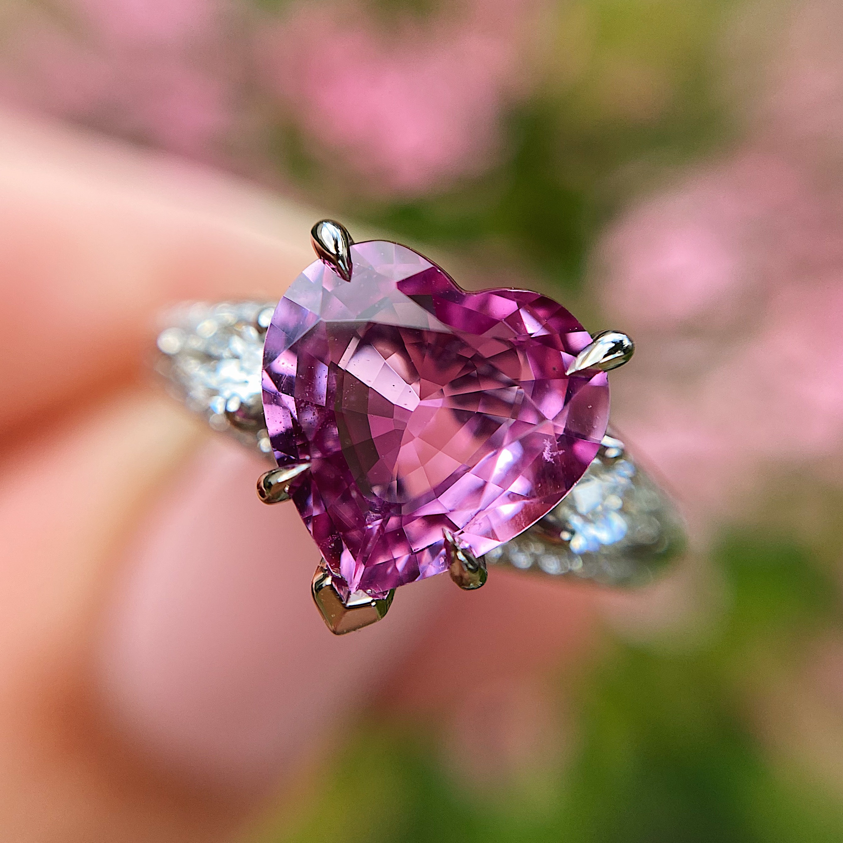 18ct white gold pink sapphire heart ring with diamond shoulder detail ... 18ct white gold pink sapphire heart ring with diamond shoulder detail ...