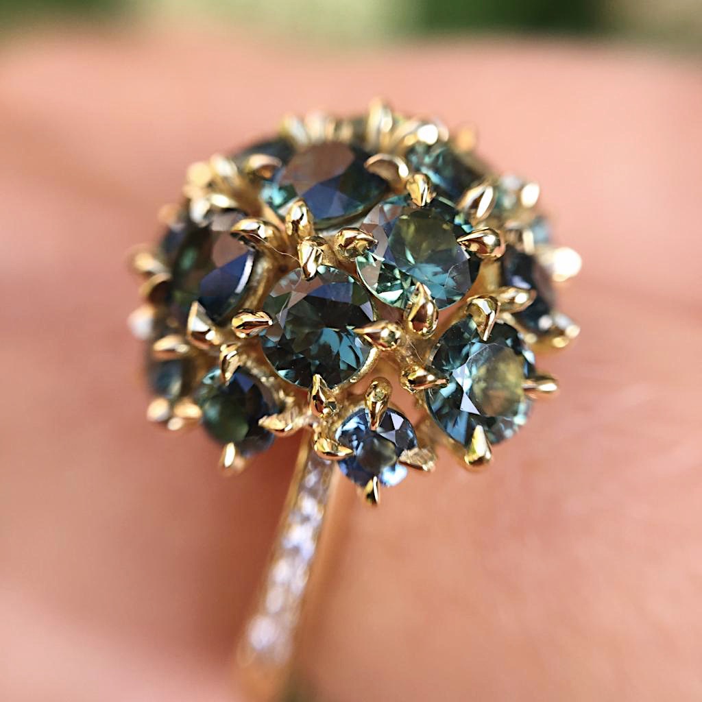 18ct yellow gold and Australian Parti-sapphire maxi cluster ring ...