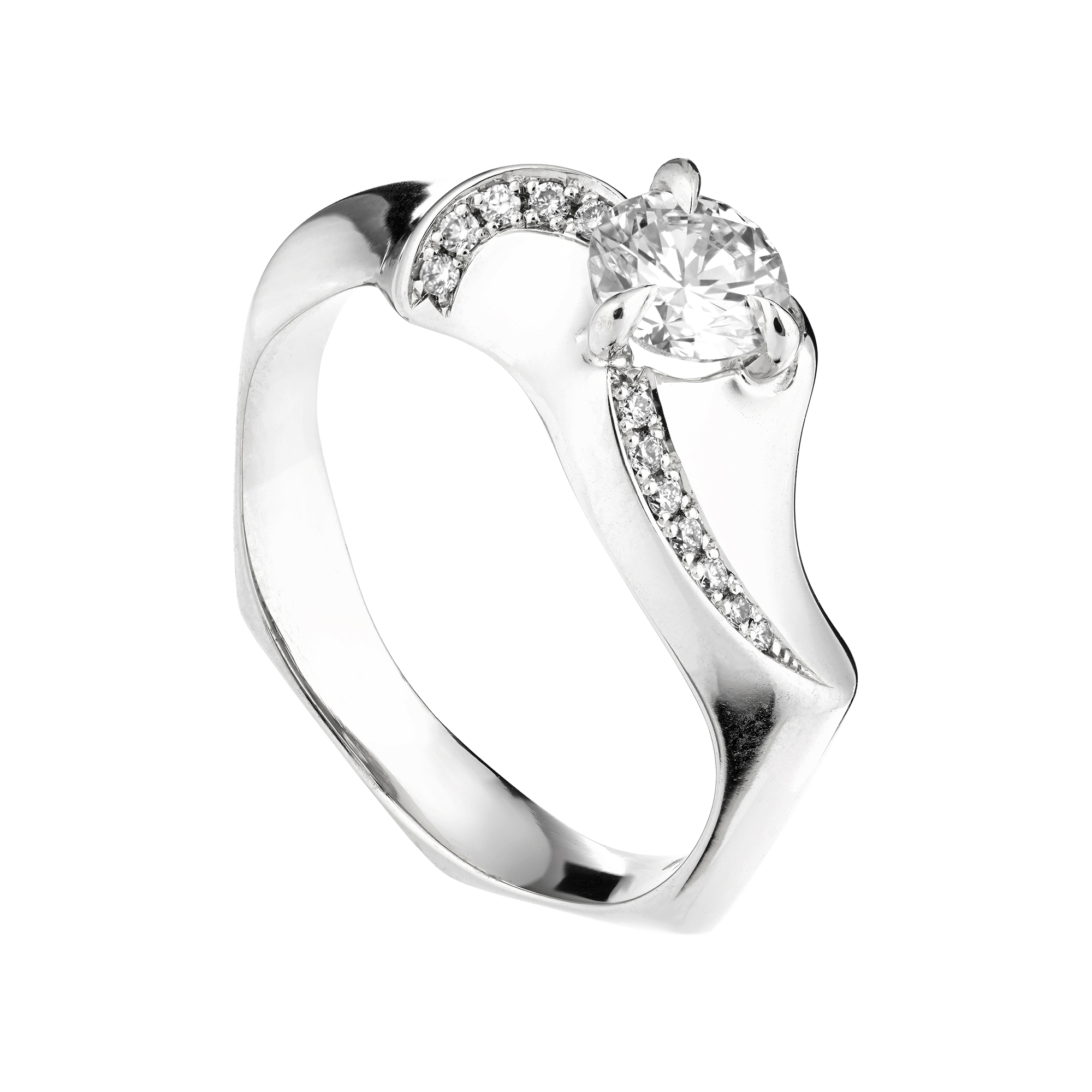 18ct white gold and 50pt white diamond 18ct white gold and 50pt white diamond