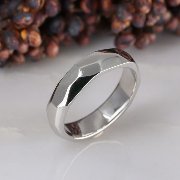 Platinum brighton rocks wedding ring - Baroque Jewellery
