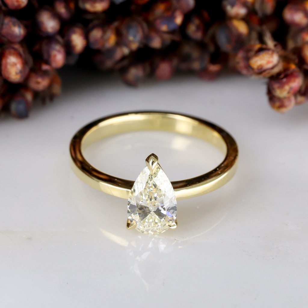 18ct yellow gold pear shape pale yellow diamond solitaire rise ring ...
