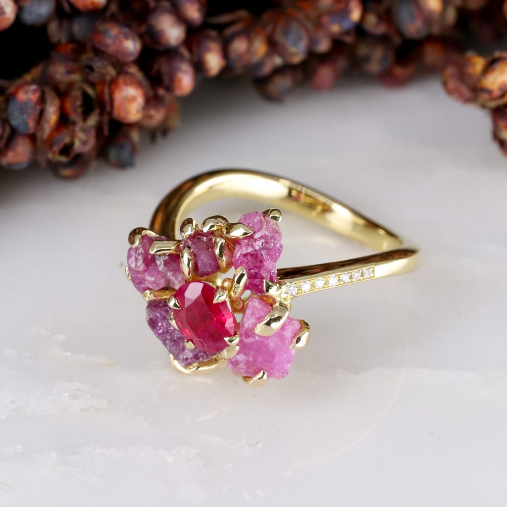 18ct yellow gold rough ruby cluster ring - Baroque Jewellery