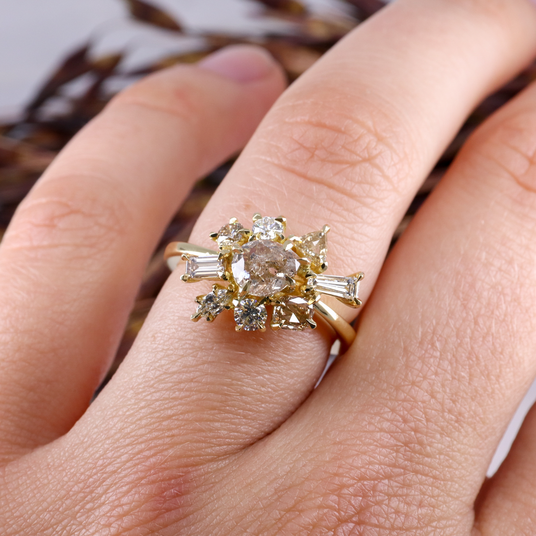 18ct yellow gold Firework diamond cluster ring - Baroque Jewellery