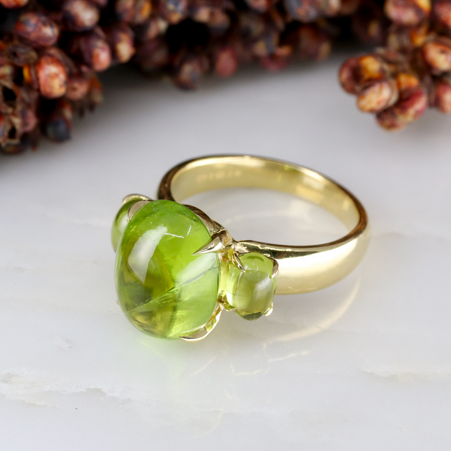 18ct yellow gold Peridot Bubble ring - Baroque Jewellery