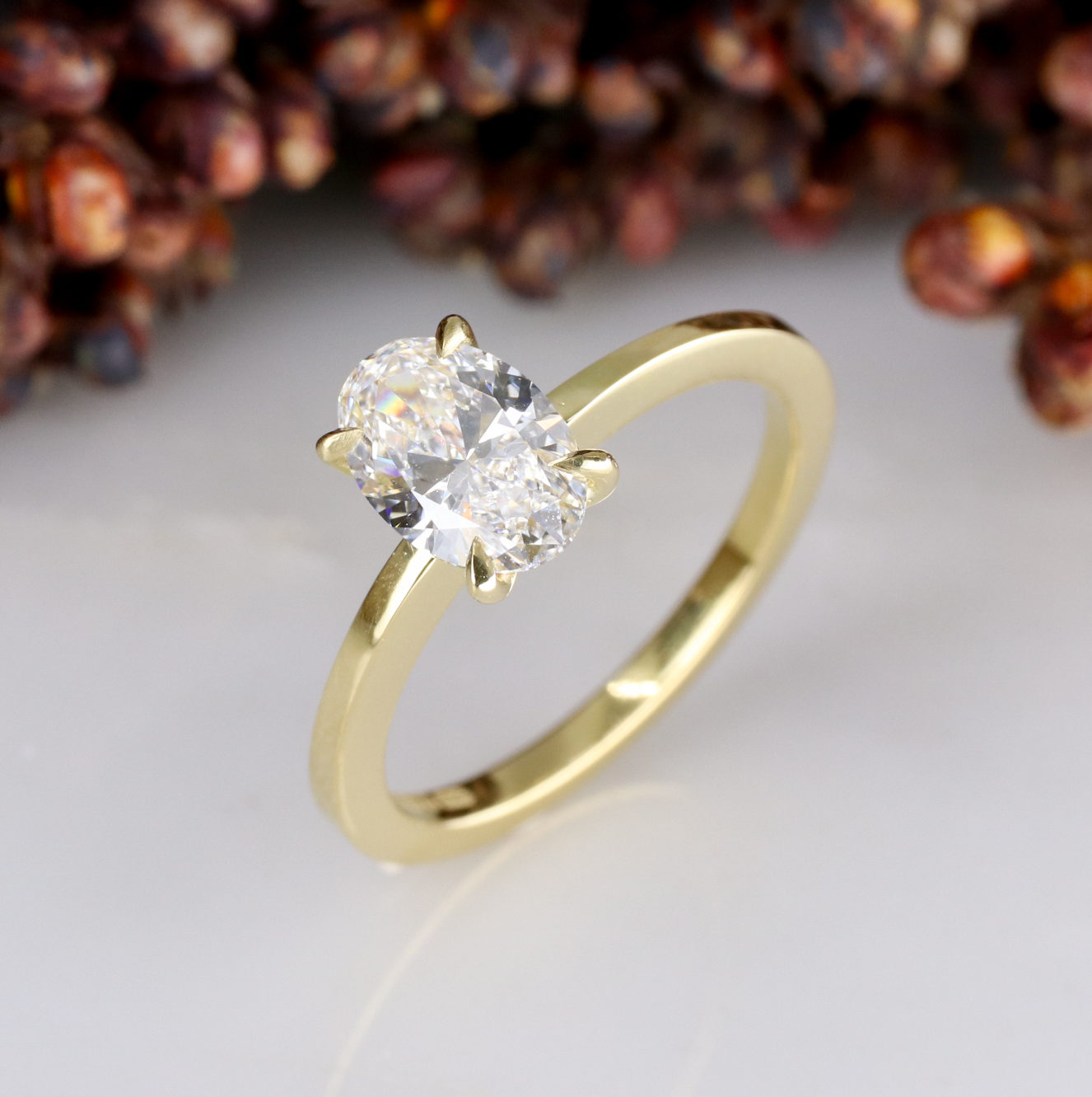 18ct yellow gold Oval Lab-grown diamond Rise engagement ring - Baroque ...